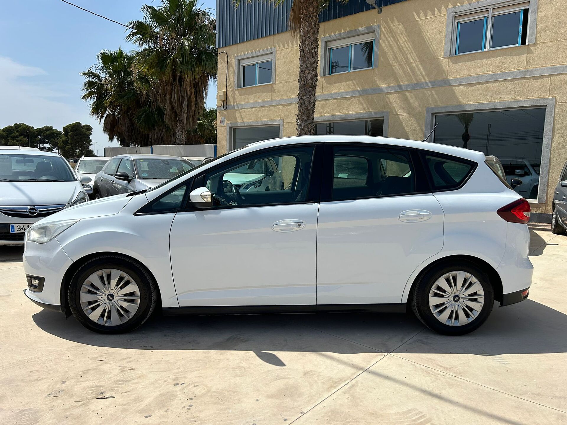 FORD C-MAX TREND AUTO 1.5 TDCI SPANISH LHD IN SPAIN 102000 MILES SUPERB ...